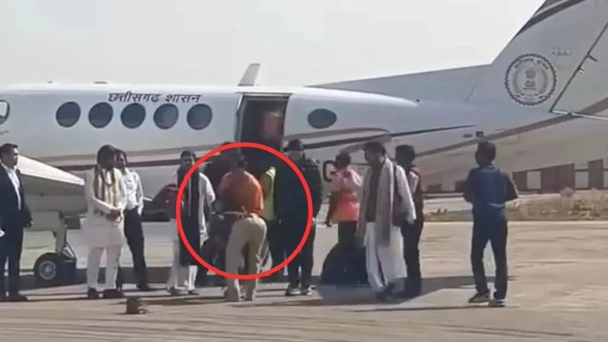 Row Over Dhirendra Shastri’s State Plane Visit